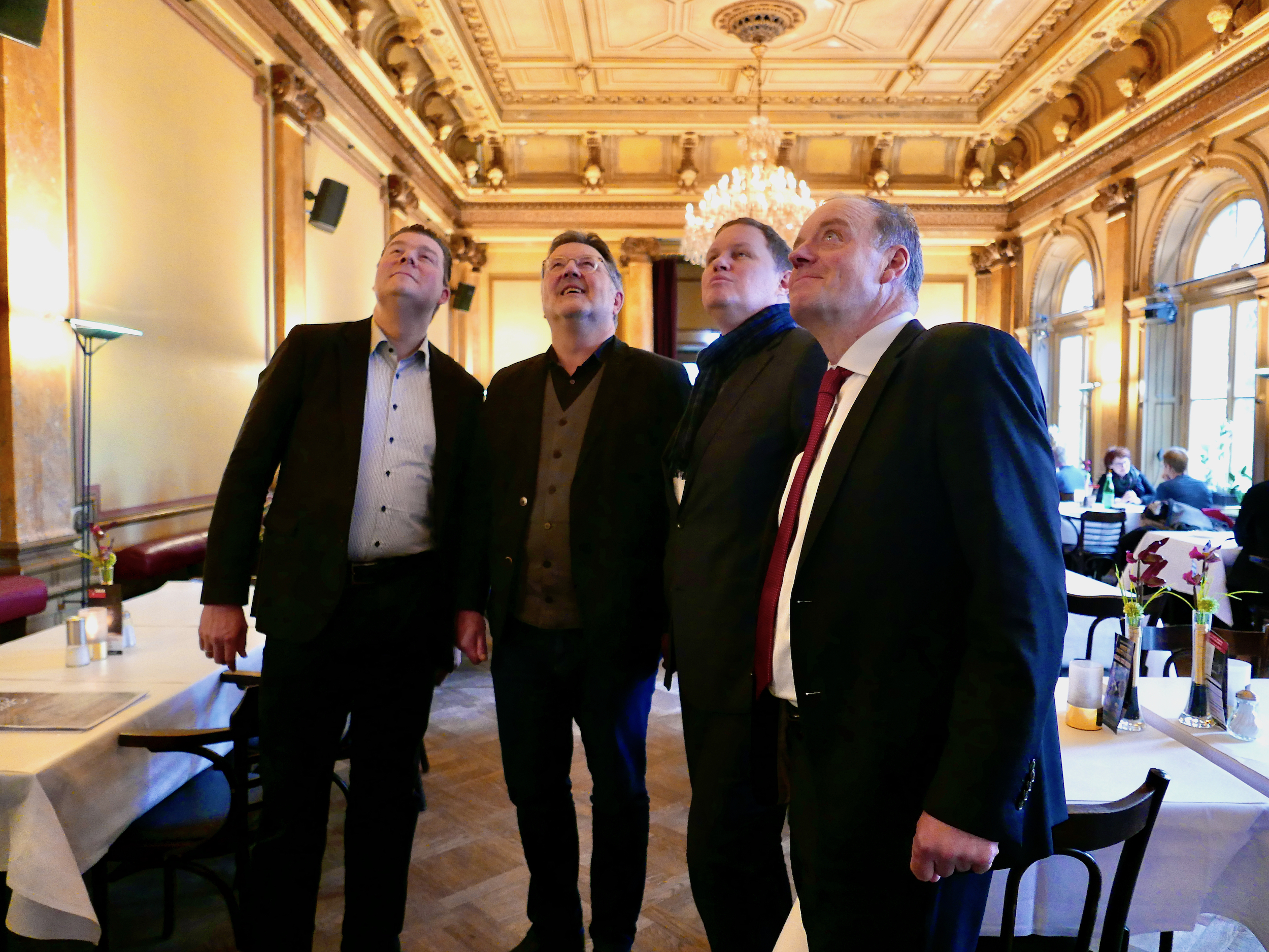 Mit Literatur zuhause – Hafencity Zeitung